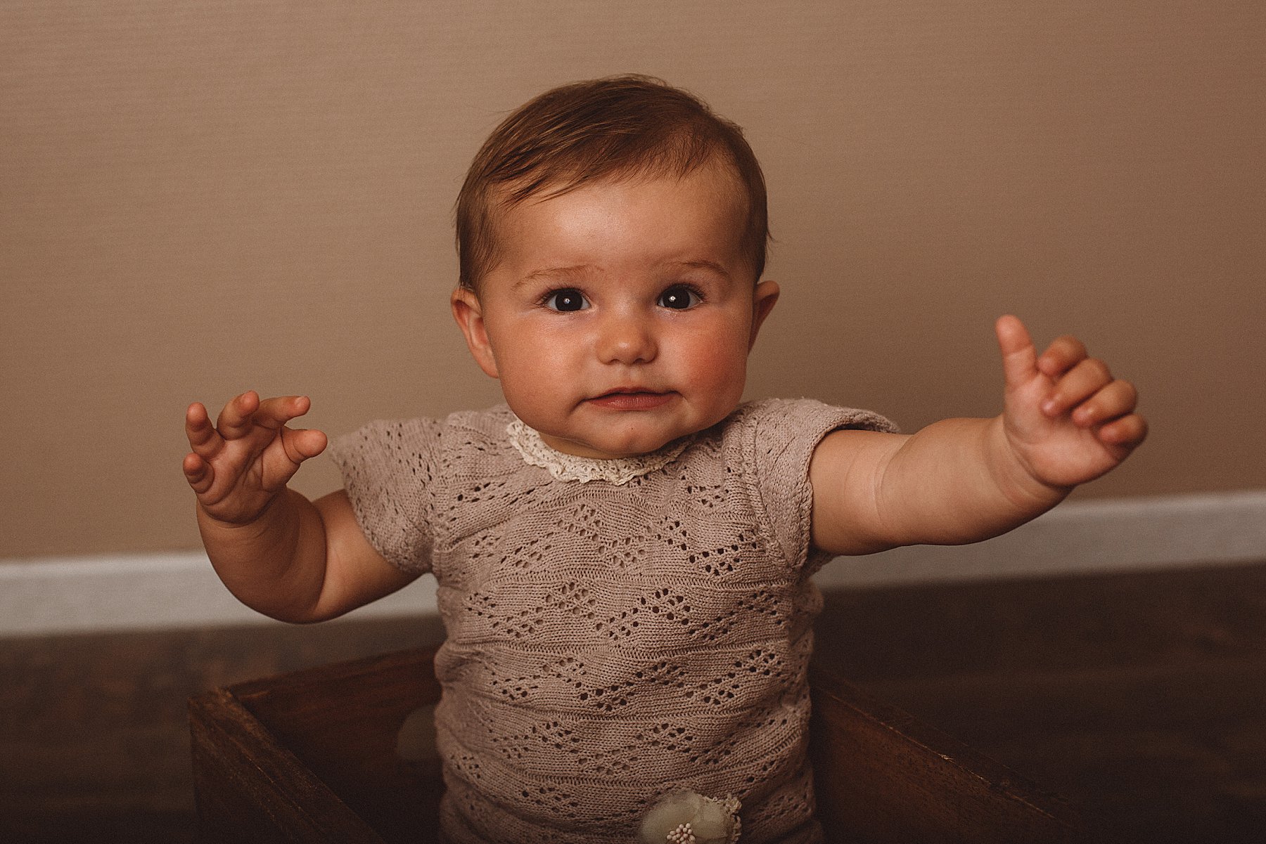 Séance bébé assis en Alsace | Mdpix